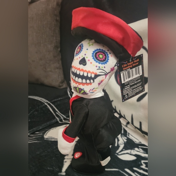 Accents | Musical Twerking Sugar Skull Man | Poshmark